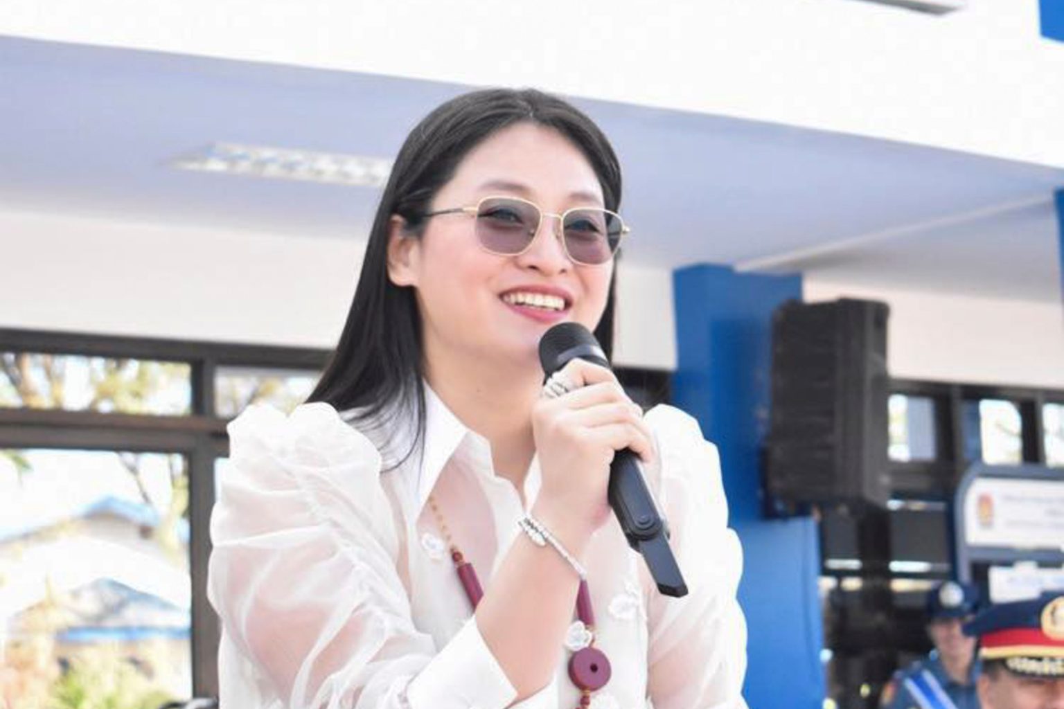 Dating Bamban Mayor Alice Guo, Naaresto na sa Tangerang City, Indonesia ... Dating Bamban Mayor Alice Guo, Naaresto na sa Tangerang City, Indonesia ...